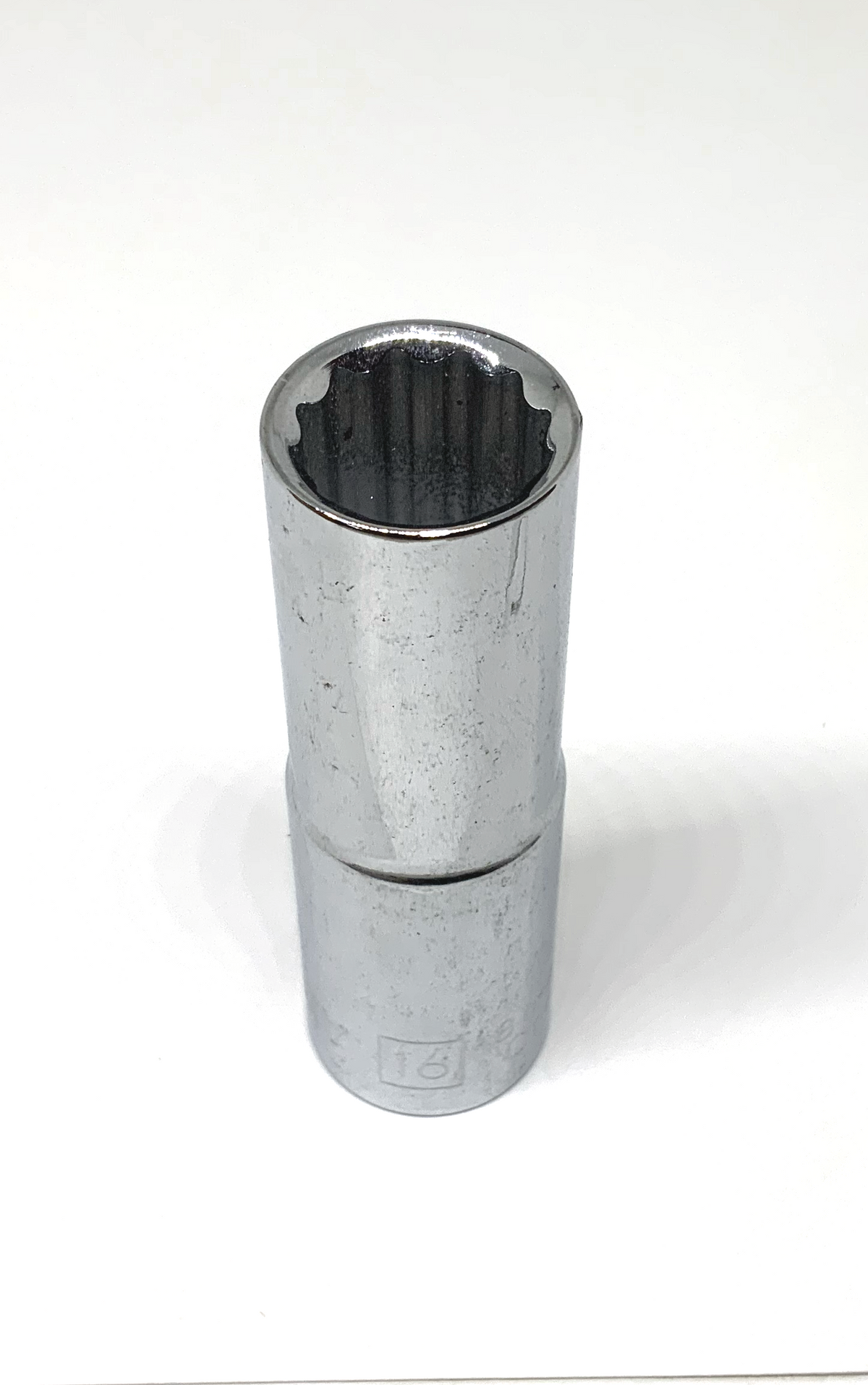 16MM DEEP SOCKET - STANLEY (97486424) — Home Store